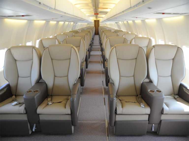 Boeing-737-interior – Hongkong Jet