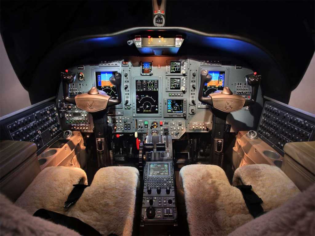 Citation-CJ3-cockpit – Hongkong Jet
